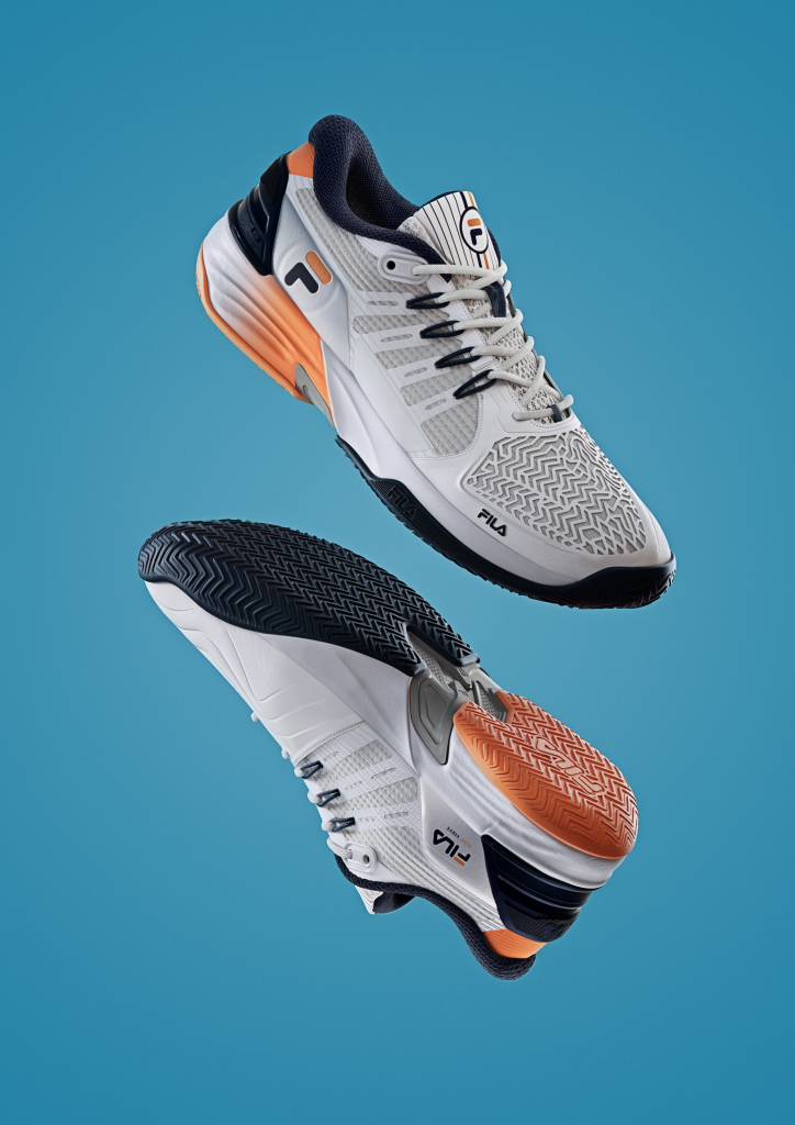 Float Verve é modelo do mais novo lançamento da FILA