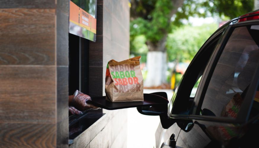 Burger King volta com a ação de descontos no Drive Thru em horários ...