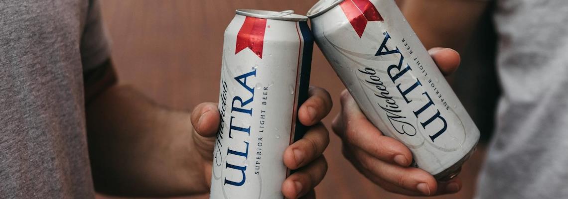 Michelob Ultra te o craque da Seleção Americana como rosto para a Copa ...
